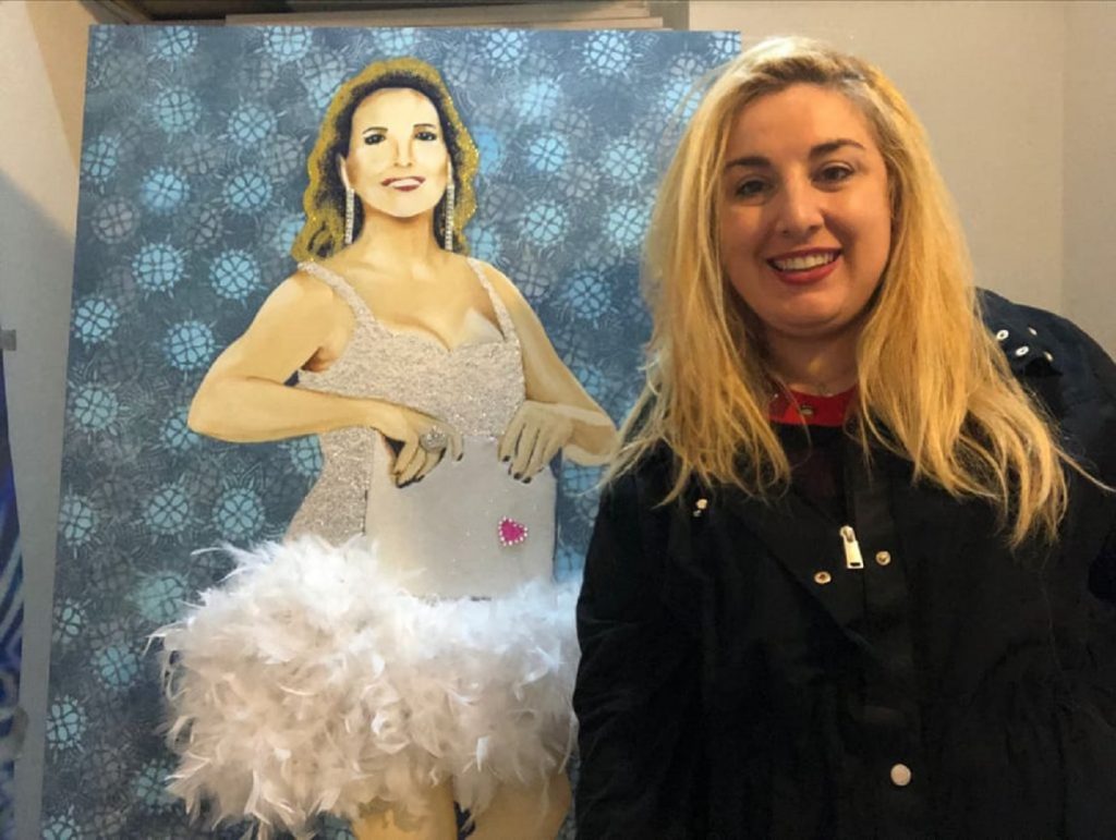 La pittrice Fabiana Macaluso ritrae Barbara d'Urso con effetto 3D ...