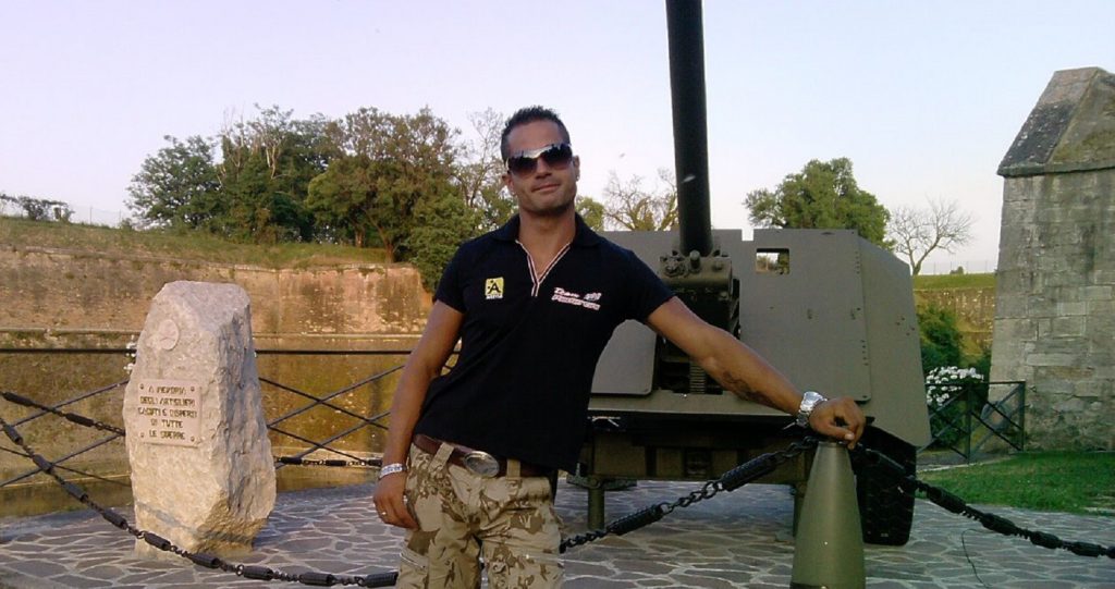 Omicidio Chiara Ugolini, chi è Emanuele Impellizzeri? La foto del Duce ...